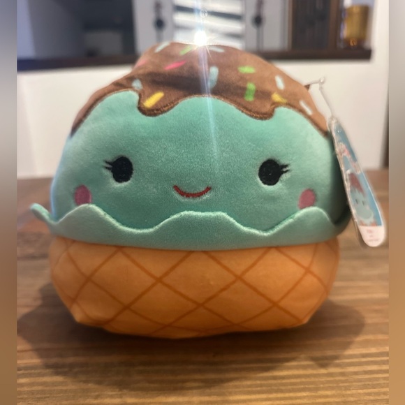 Squishmallows | Toys | Squishmallow Maya The Mint Ice Cream Cone Sundae ...